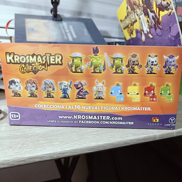 Caja de Personaje Krosmaster (Español) – Jugando Tienda de Juegos